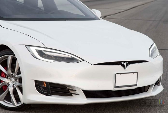 Tesla P100D : le 0-60 mph améliorée à 2,28 secondes grâce au mode ...