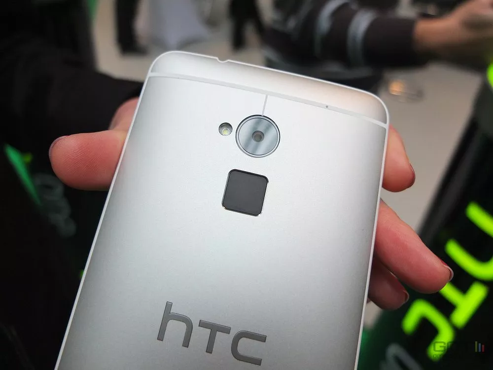 Prise en main de la phablet HTC One Max