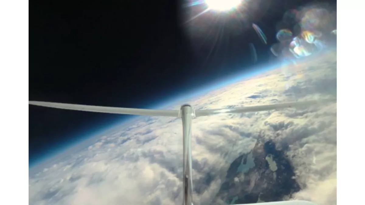 L'Airbus Perlan II plane à plus de 23 km d'altitude
