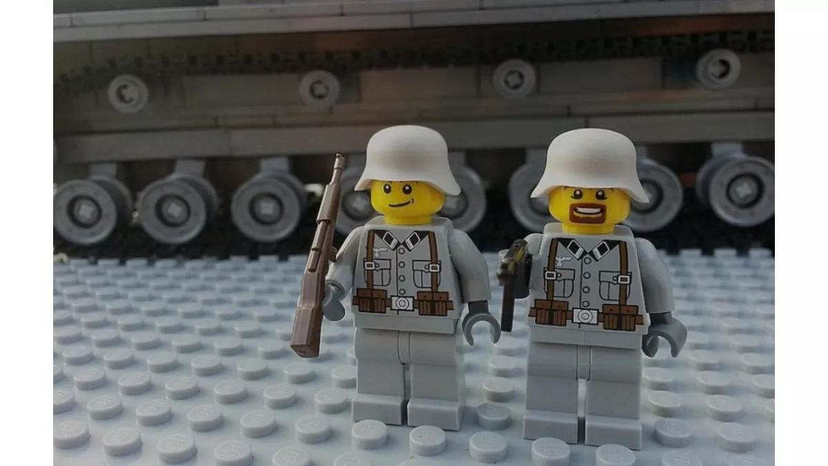 Quand Amazon et Ebay vendent de faux Lego de la Wehrmacht