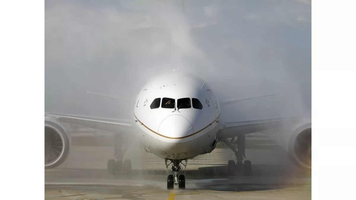 Airbus: Le projet ATTOL fait rouler, décoller et atterrir un avion ...