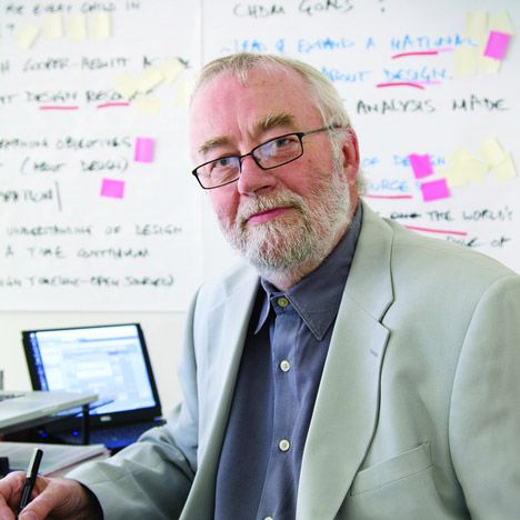 Disparition de Bill Moggridge, designer du 1er PC portable