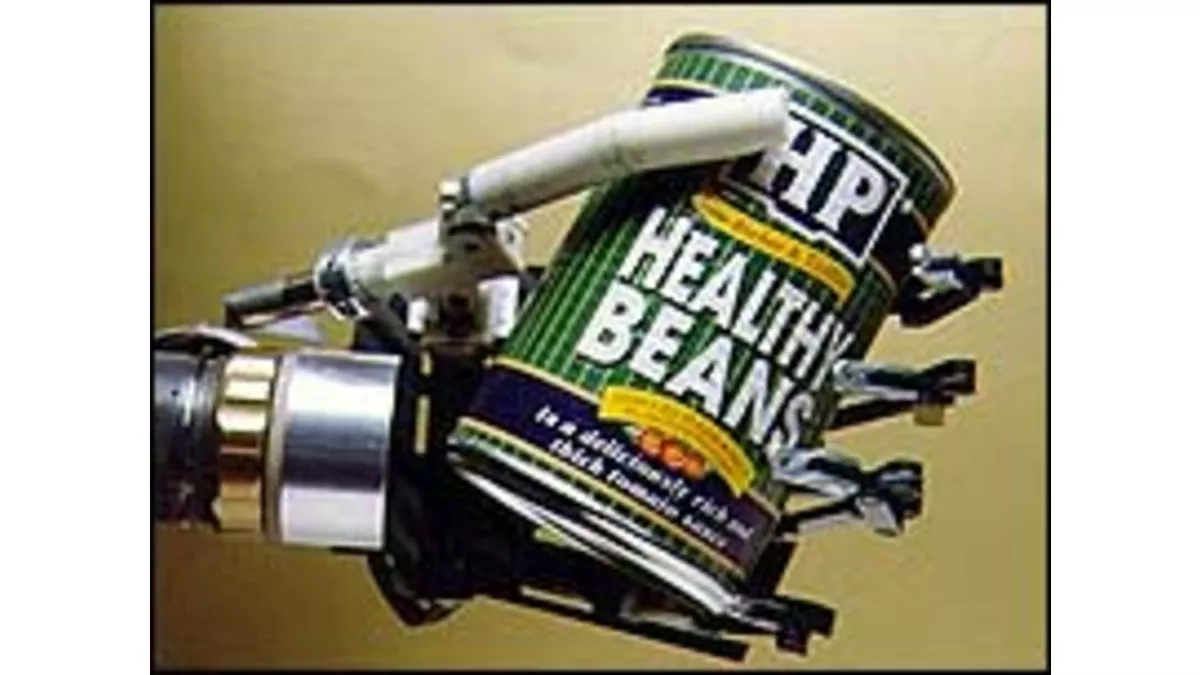 La main robot de l'homme bionique