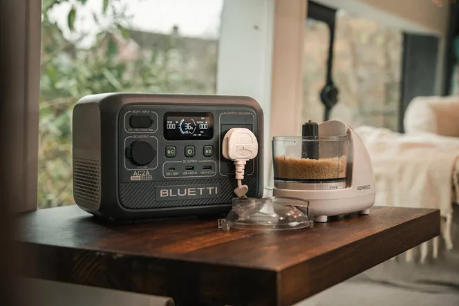 BLUETTI AC2A : une centrale électrique portable à moins de 230