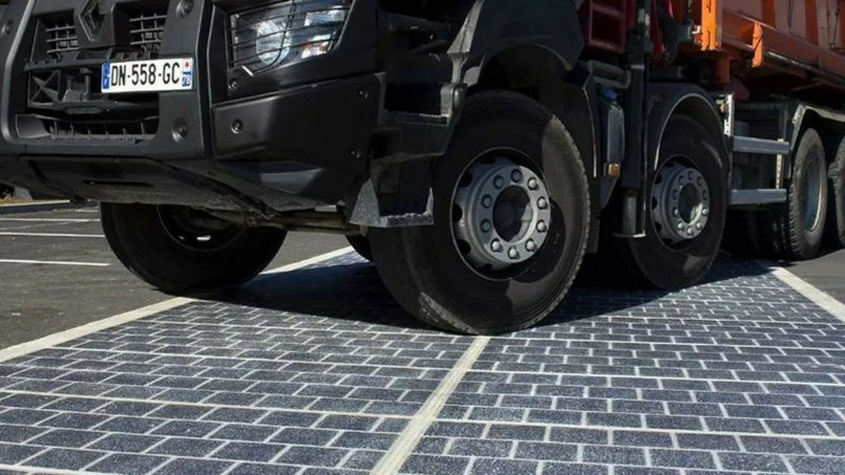 Colas lance la première route solaire