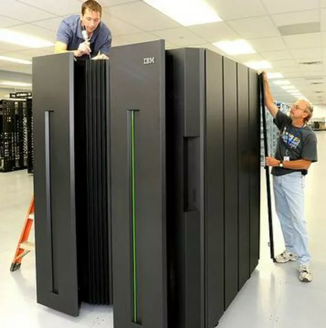 IBM zEnterprise : mainframes et virtualisation