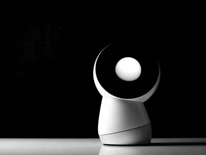 Jibo : le petit robot de divertissement repoussé au second semestre