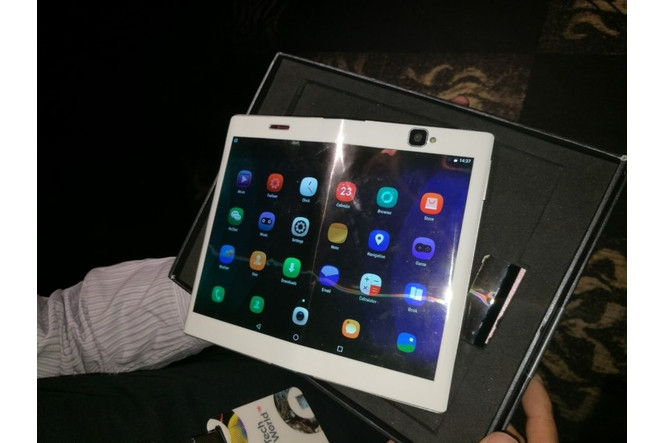 Lenovo : comment fonctionne la tablette téléphone repliable