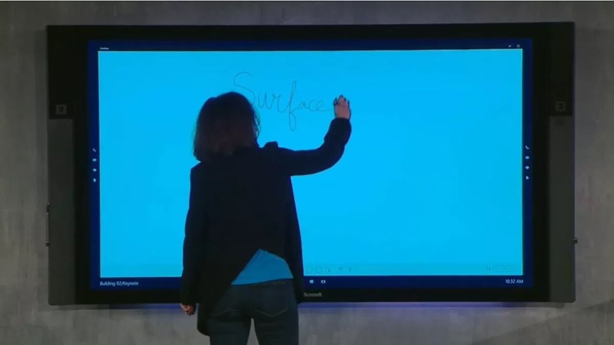 Microsoft Surface Hub : un tableau interactif et collaboratif géant ...