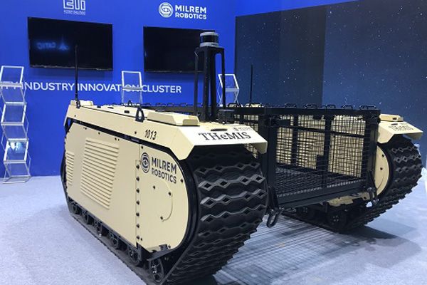 L'armée française déploiera des grands robots en opération à partir de 2021