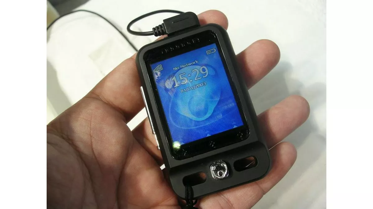 Lancement du Neonode N2, mobile à écran tactile