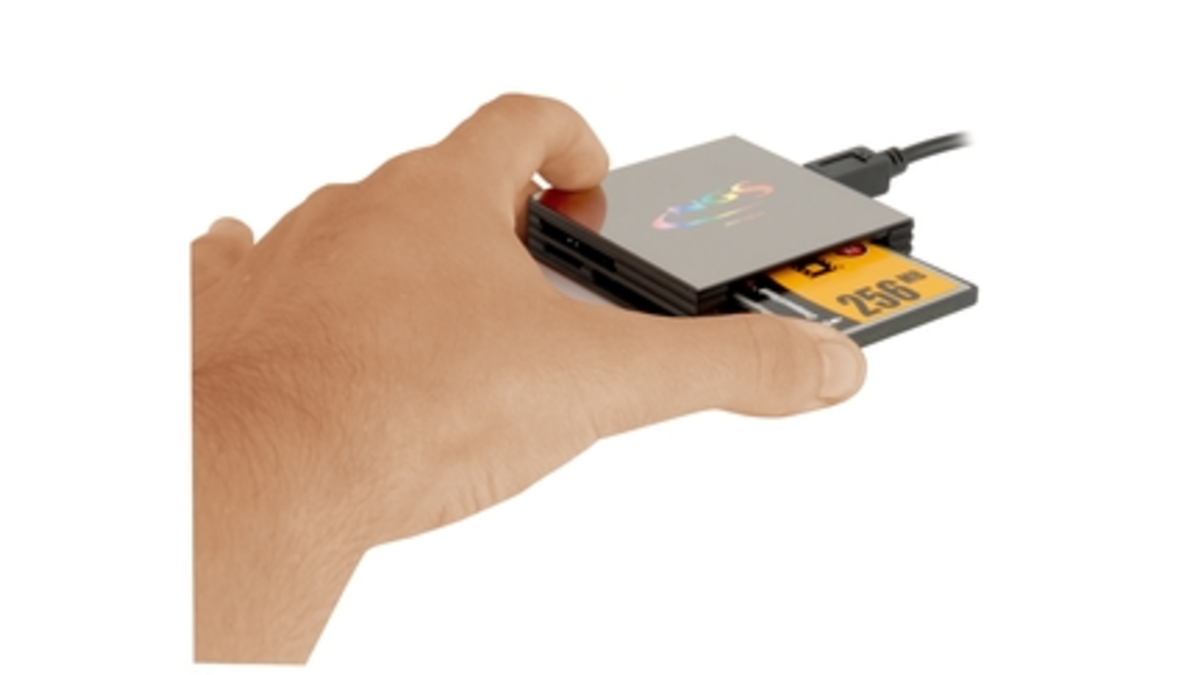 NGS CardReader : un lecteur de cartes mémoire 16-en-1