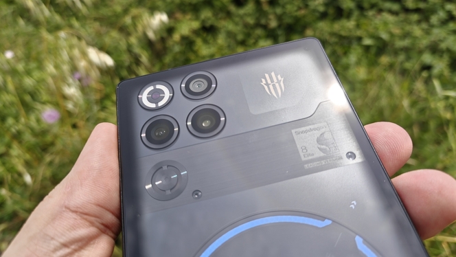 Test du REDMAGIC 11S Pro : le smartphone gaming poussé à l'extrême