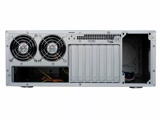 SilverStone LC16M : un boîtier pour ordinateur de salon