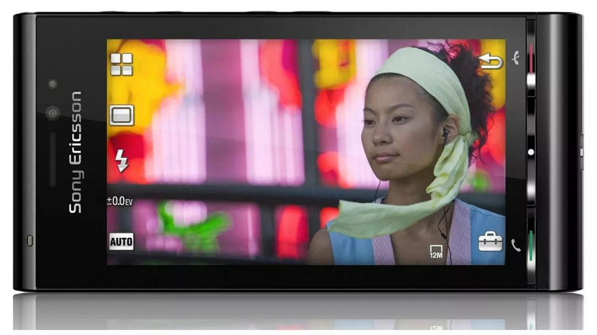 Sony Ericsson Satio : le smartphone tactile Idou officialisé