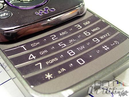 Sony Ericsson W395 : premières infos et photos