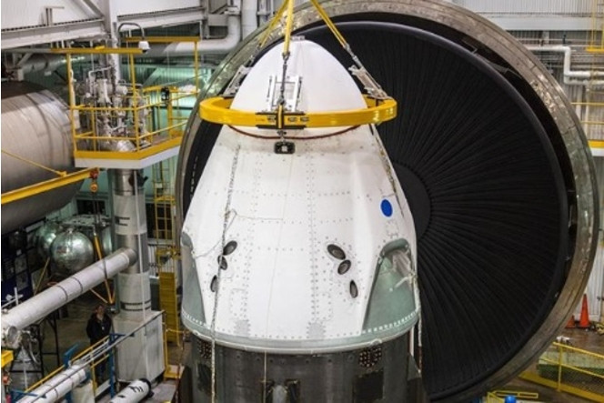 Spacex La Version Habitable De La Capsule Dragon A Passé Les Tests De