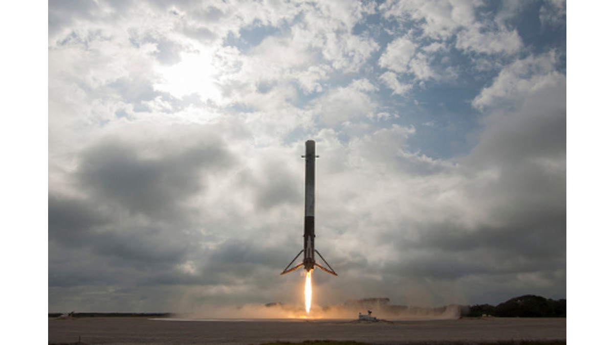 Spacex Le Coût Du Lancement Divisé Par Deux Grâce à La Réutilisation