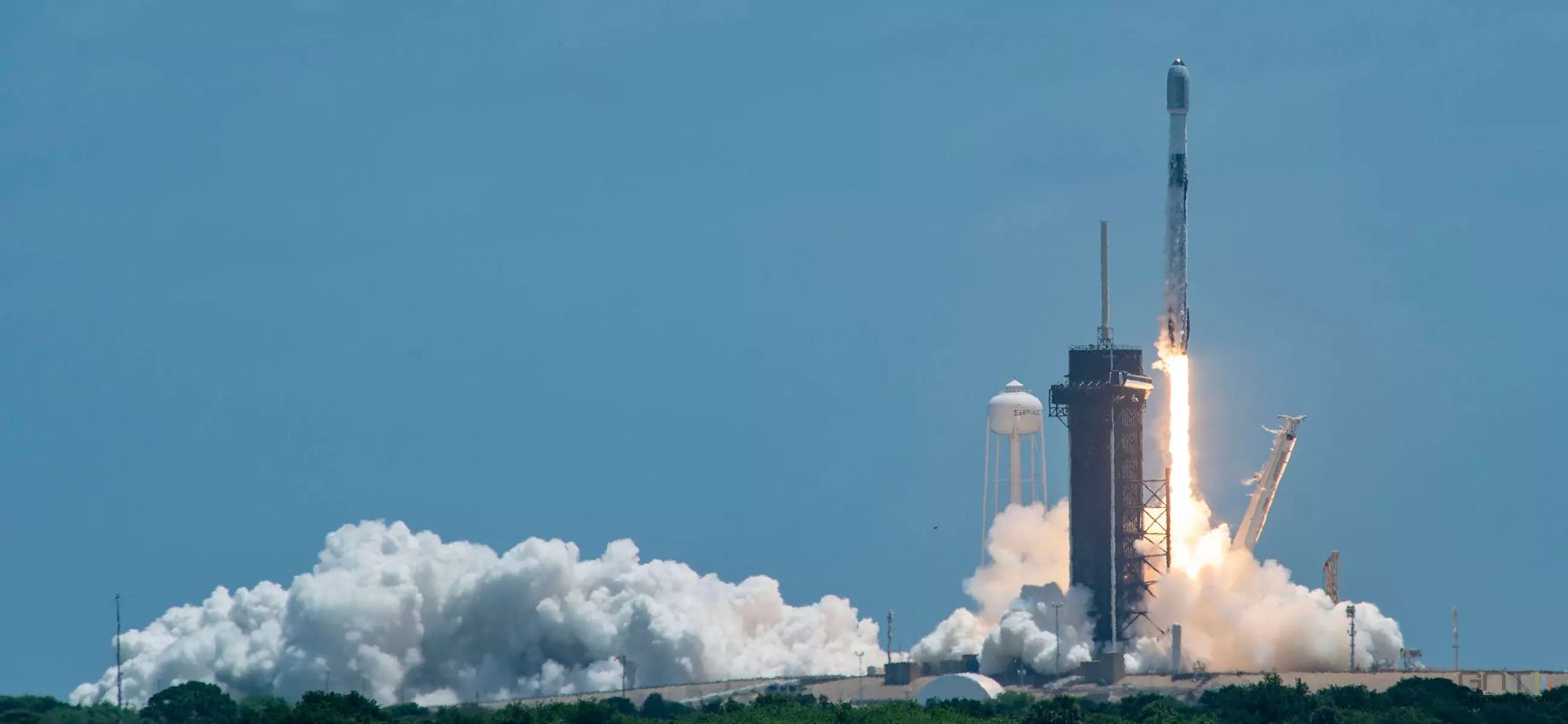 Spacex Réussit Trois Lancements En 36 Heures