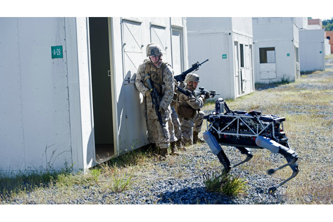 Spot : L'armée américaine teste son chien robot en simulation de combat