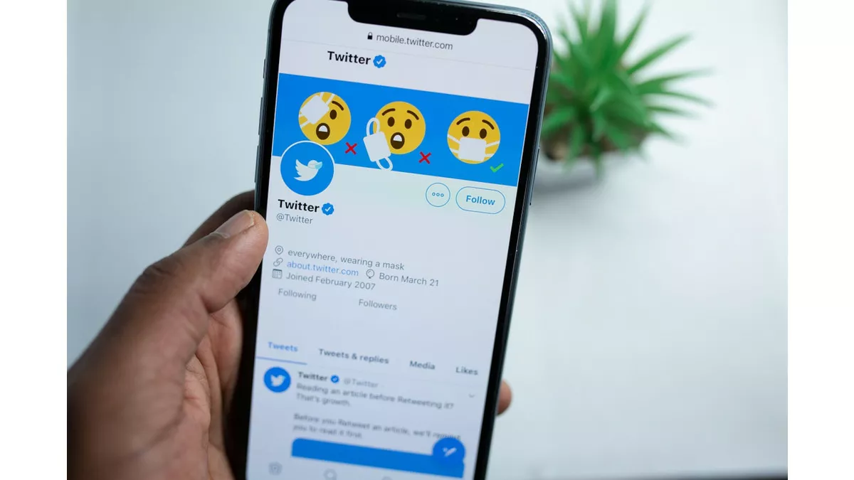 Twitter réfléchit à des réactions façon Facebook